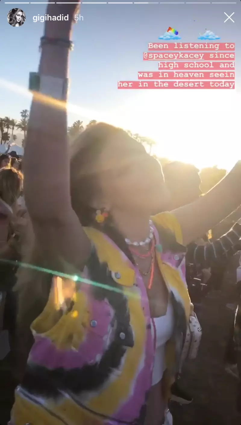 gigi hadid coachella 2019 စနေ၊