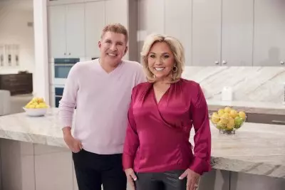 Todd, Julie Chrisley Ashobora kwishyura Miliyoni 60 z'amadolari nyuma yo guhamwa n'icyaha