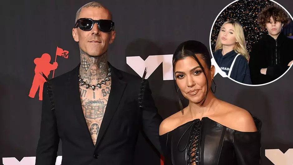 Kourtney Kardashian na Alabama Barker gara Travis Barker na Son Landon's concert.