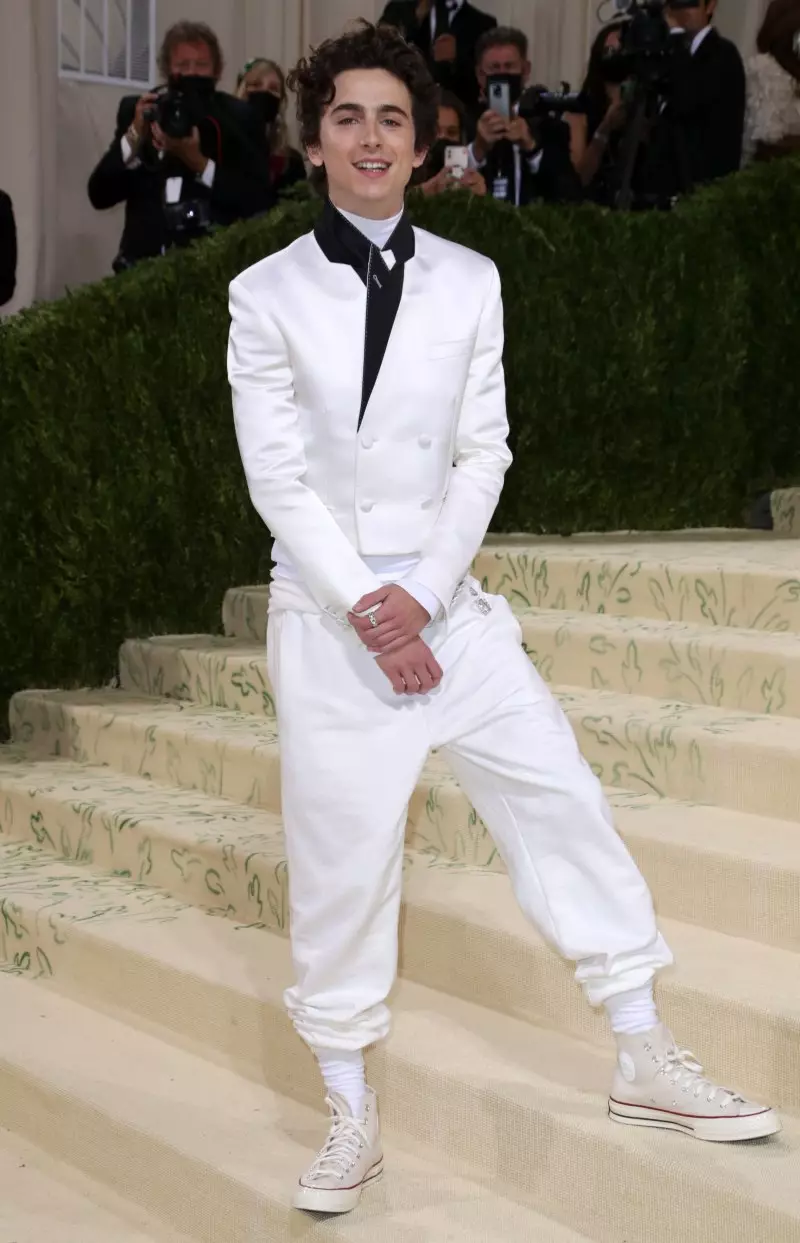 timothee-chalamet-vislabāk-sliktāk ģērbies-met-gala-2021