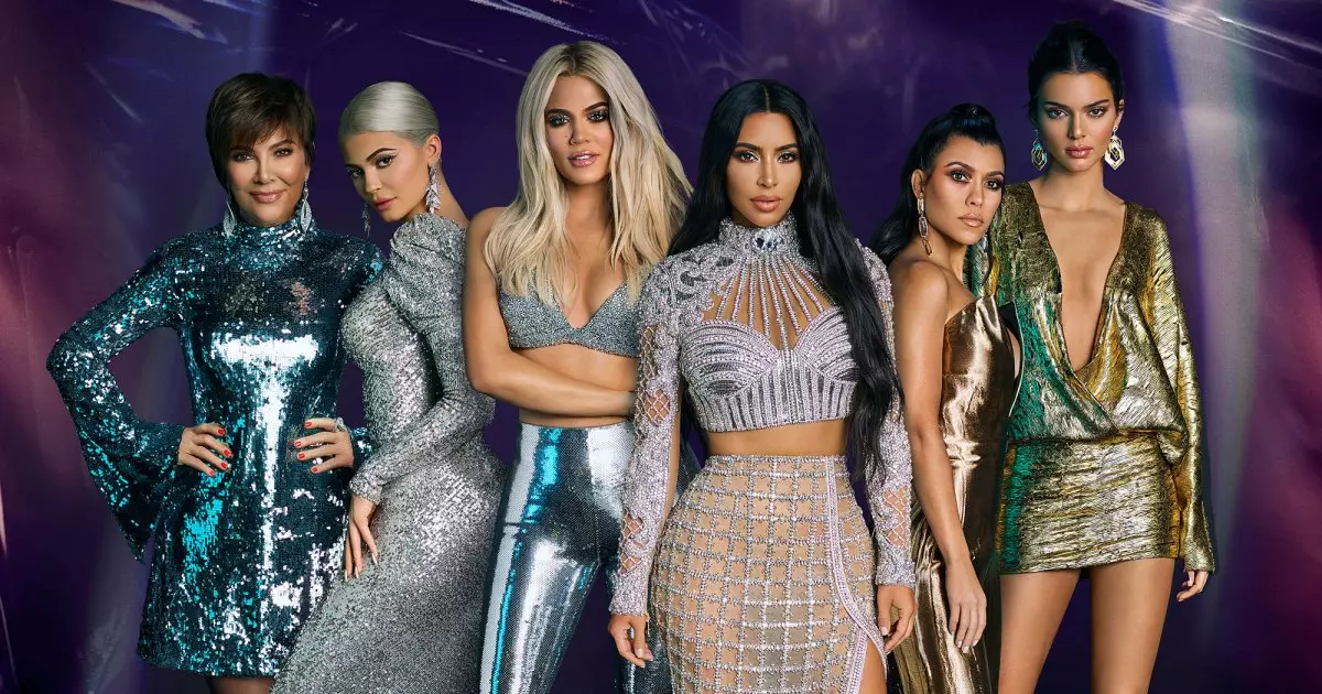 အချမ်းသာဆုံး Kardashian က ဘယ်သူလဲ။ Kylie Jenner သည် ညီအစ်မများထက် သာလွန်သည်။