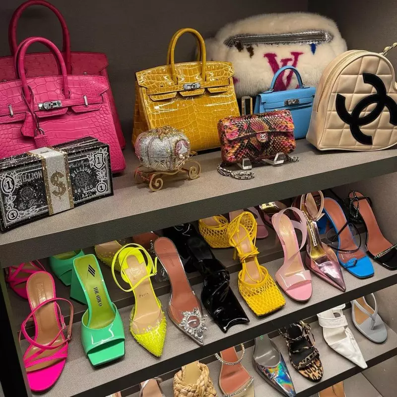 Bolsa Designer Céu! Por dentro da impressionante coleção de bolsas de Kylie Jenner
