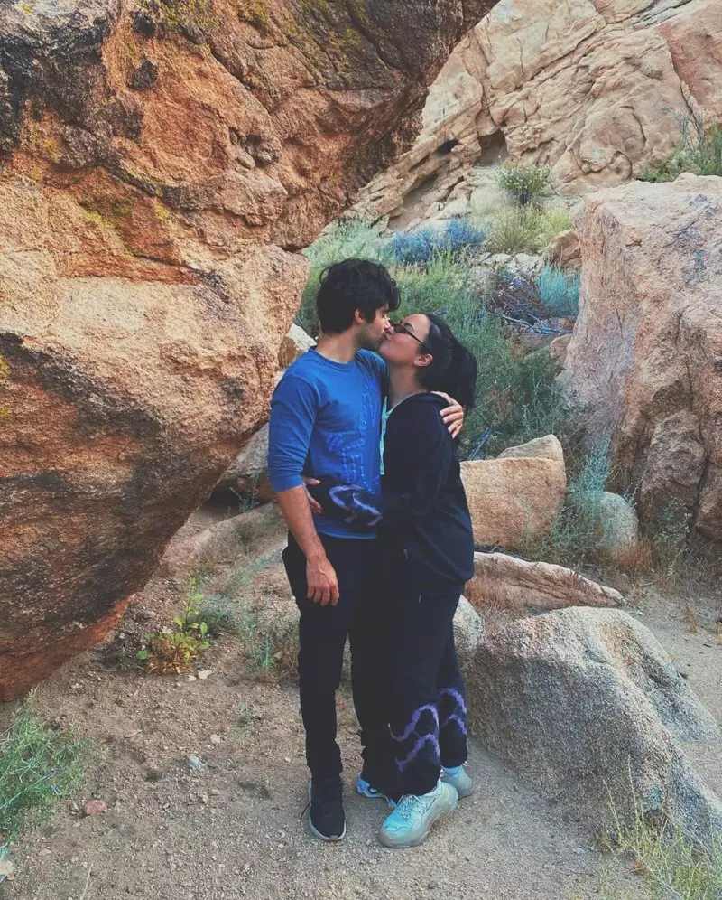 2020 Engagement Demi Lovato ug Max Ehrich