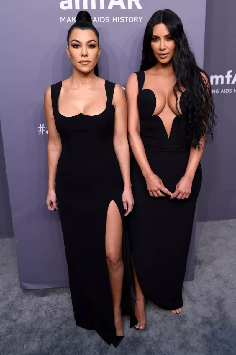 Plastična kirurgija Kourtney Kardashian i Kim Kardashian
