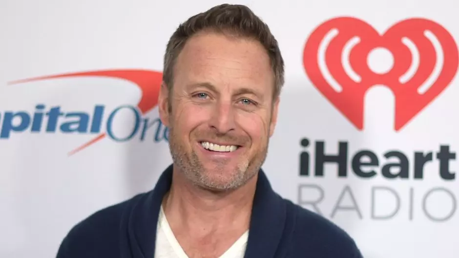 Chris Harrison sil net weromkomme as 'Bachelor'-host, giet foargoed út