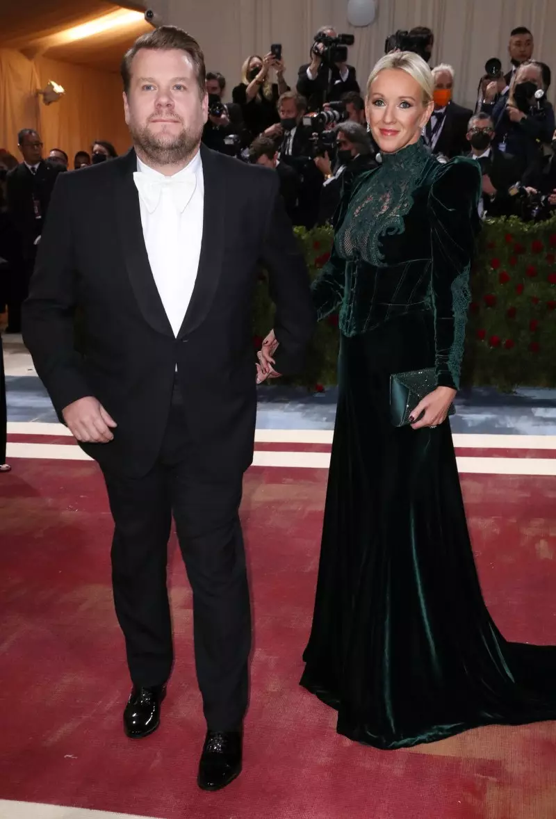 時尚界最盛大的夜晚！看看所有名人在 2022 年的 Met Gala 上都穿了什麼