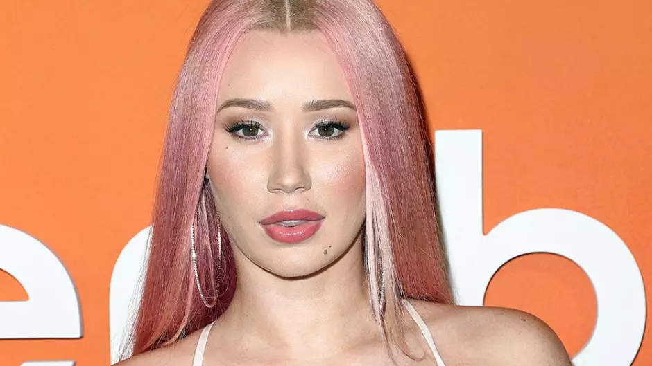 Iggy azalea curbe