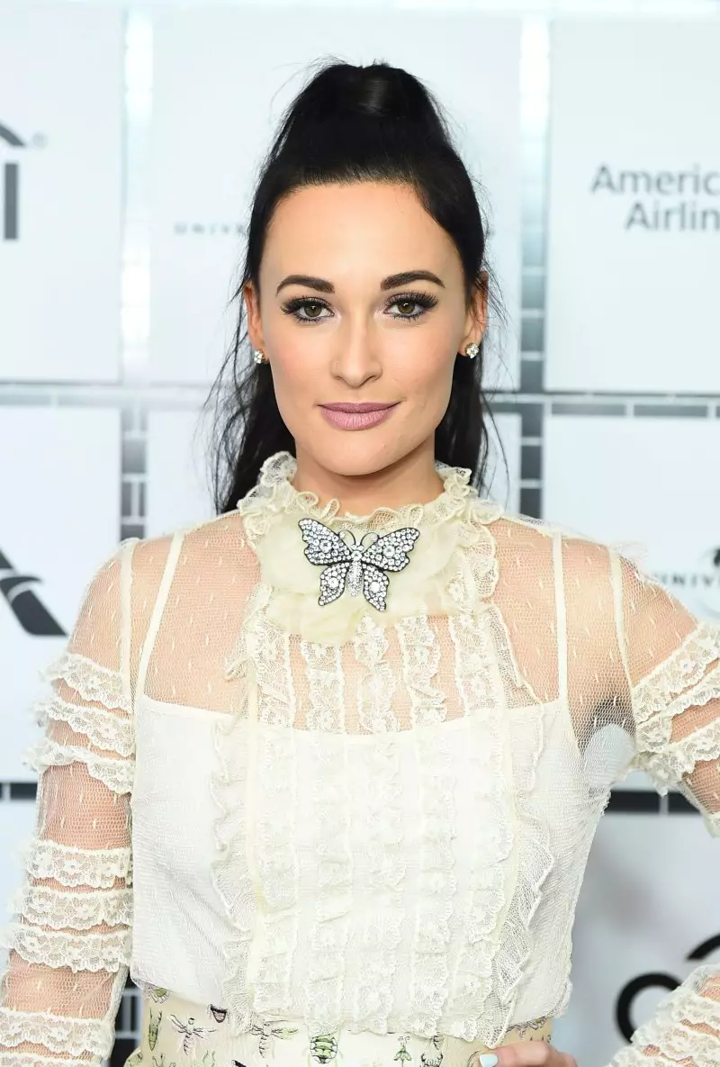 Country Music Queen! De transformaasje fan Kacey Musgraves oer de jierren