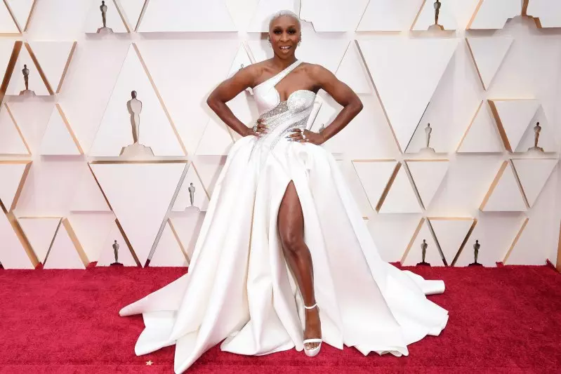 Cynthia Erivo 2020 오스카상 베스트 및 최악의 옷을 입은 유명인