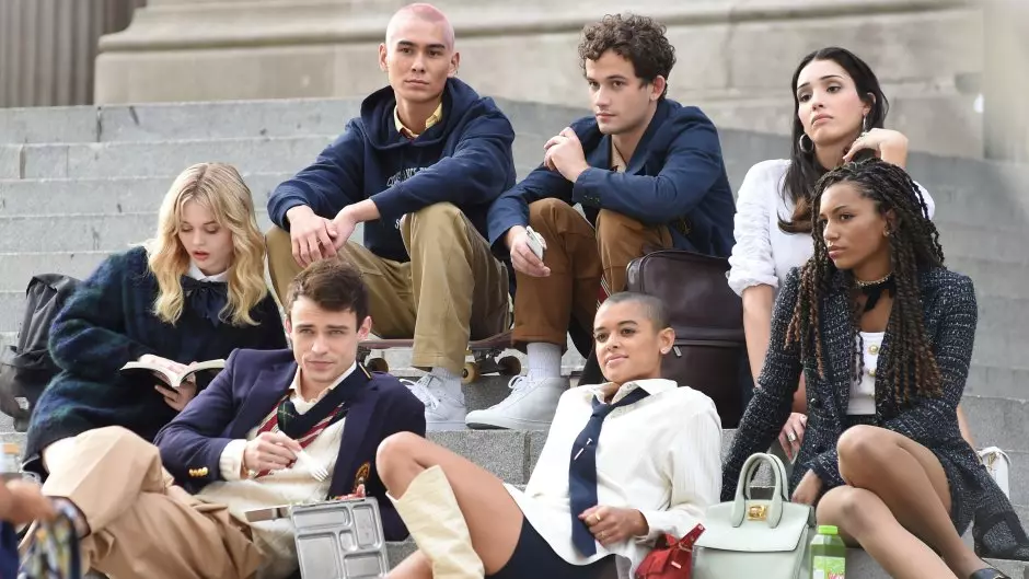 gossip-girl-hbo-max-reboot-cast-at-the-met