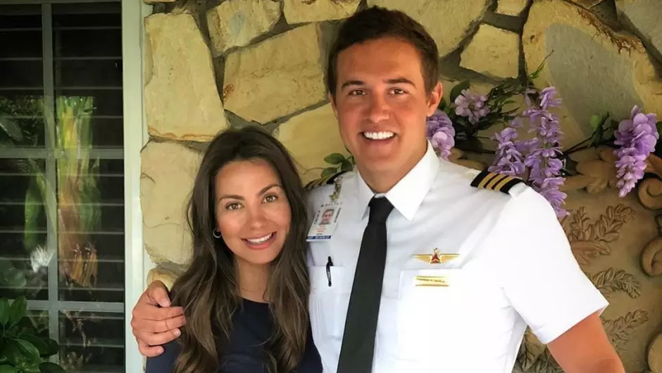 Bachelor Peter Weber Anopfeka Pilot Uniform Nemusikana Kelley Flanagan